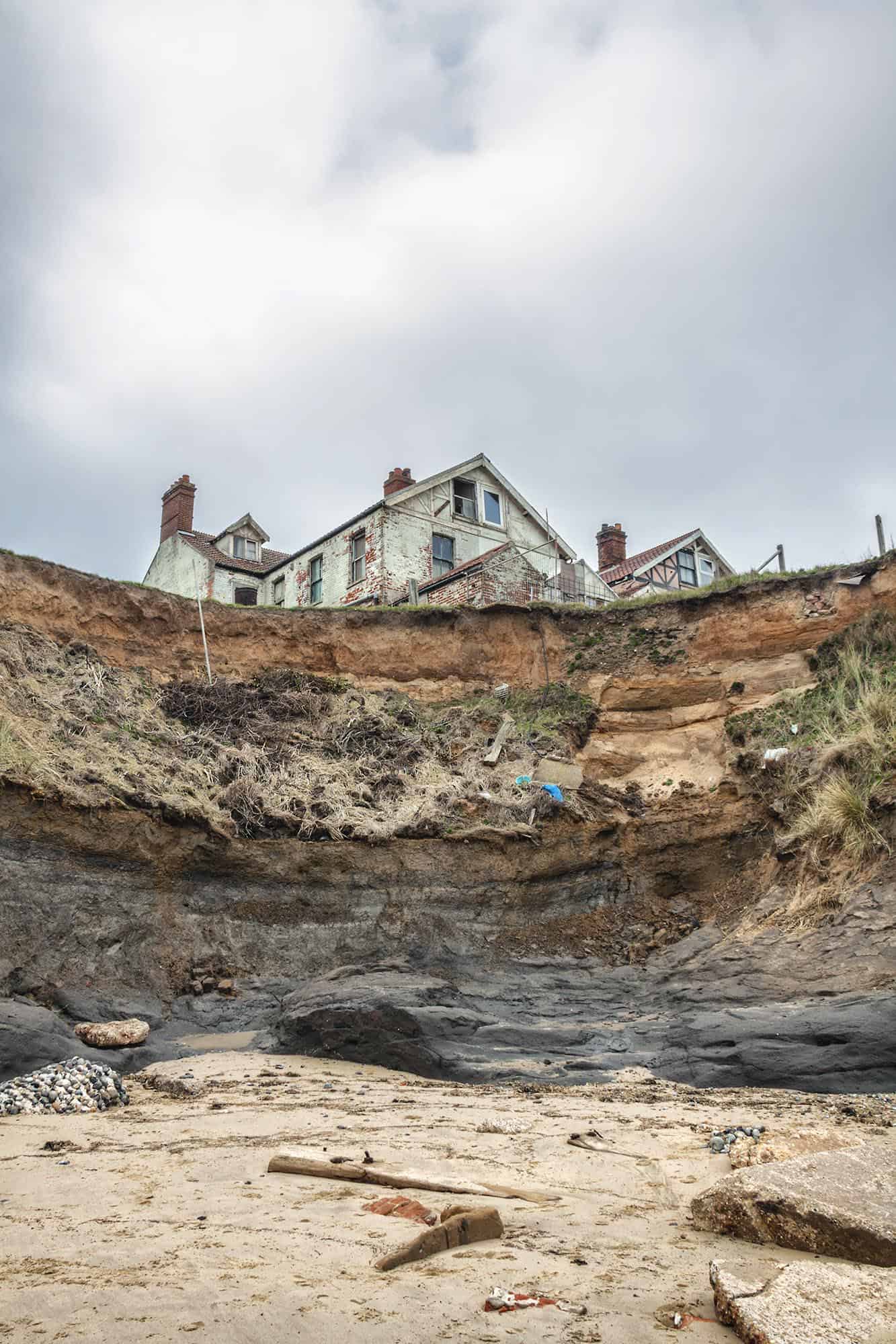 Cliff Edge - Happisburgh